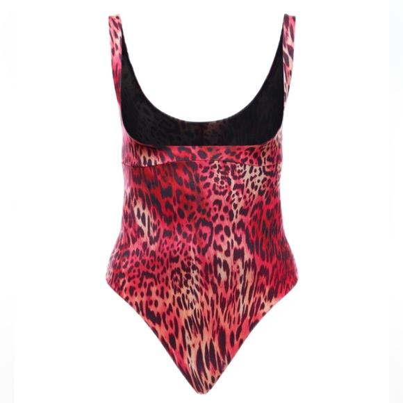 YITTY | Intimates & Sleepwear | Nwt Yitty Fabletics Headliner Shaping ...